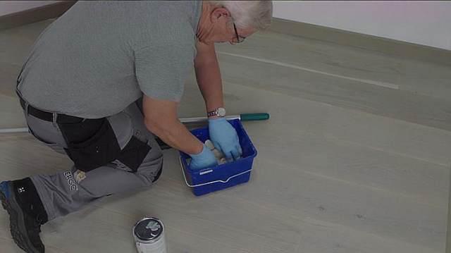 室内木地板修补,如何在不打磨的情况下修补木地板技巧