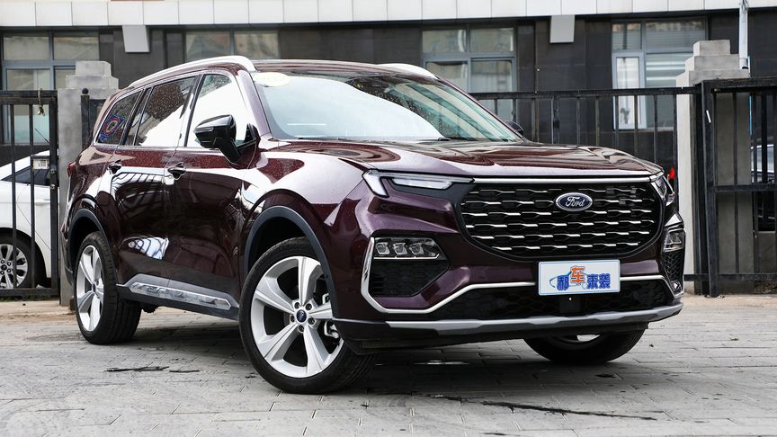 新车定位中大型SUV,搭载2.0T动力售16.98万起,福特领裕亮点解析