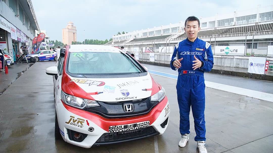 雨中逆袭神奇登台 5小时SEC耐力赛特辑