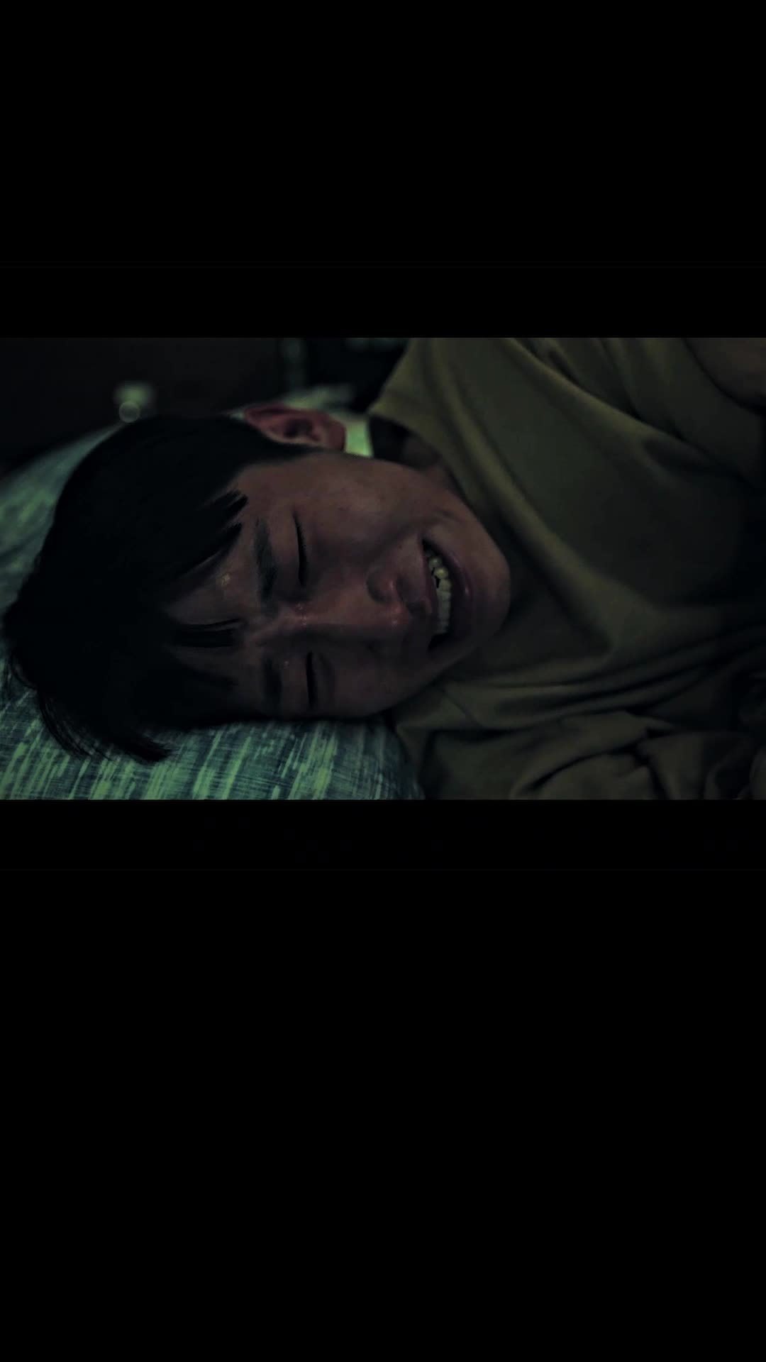 模仿出租车(第2集1/3)男孩被同学欺负差点自杀