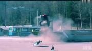 瞬间成渣!越野车300km-h撞击测试现场