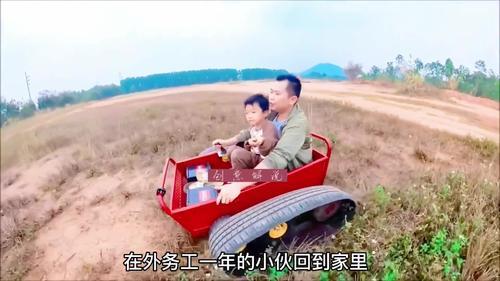 利用简单的材料就能制作一款可以行驶的小车,真是高手在民间