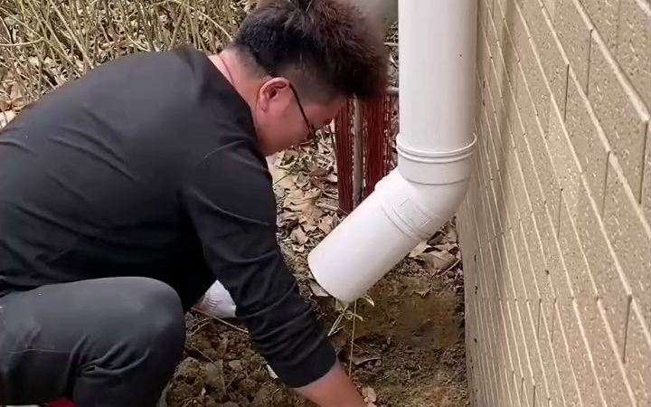 ...化安装,一拿一放轻松安装。自建别墅 自建庭院 庭院设计 排水沟盖板