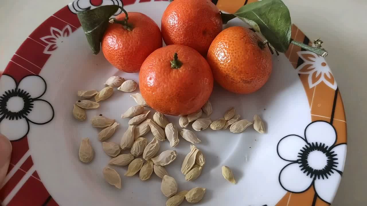 吃完橘子核别扔,我来告诉你价值妙用,希望你能重视它