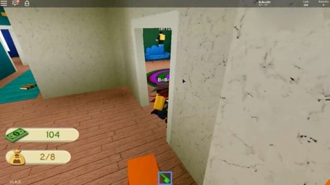 roblox 虚拟世界 “小偷模拟器”:偷东西时被邻居大叔发