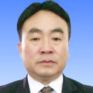 山泉逸夫 
