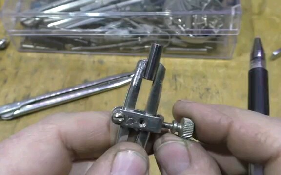 把圆规变成小手虎钳和划规 Старый циркуль - ...