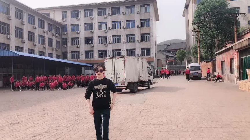 嵩山少林寺塔沟武校我母校,13岁童年的回忆