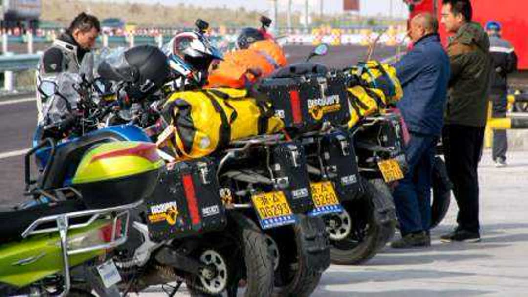 在北海给摩托车加油，第一次使用微信加油，你们觉得方便吗