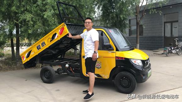 看小伙介绍这款电动皮卡车?孝敬父母首选,实用型的电动车