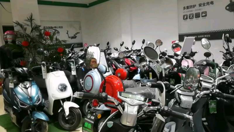 电动车电瓶第一充电方法以及以后正常使用正确充电方法