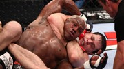 血流成河!UFC20年20大残暴降服瞬间