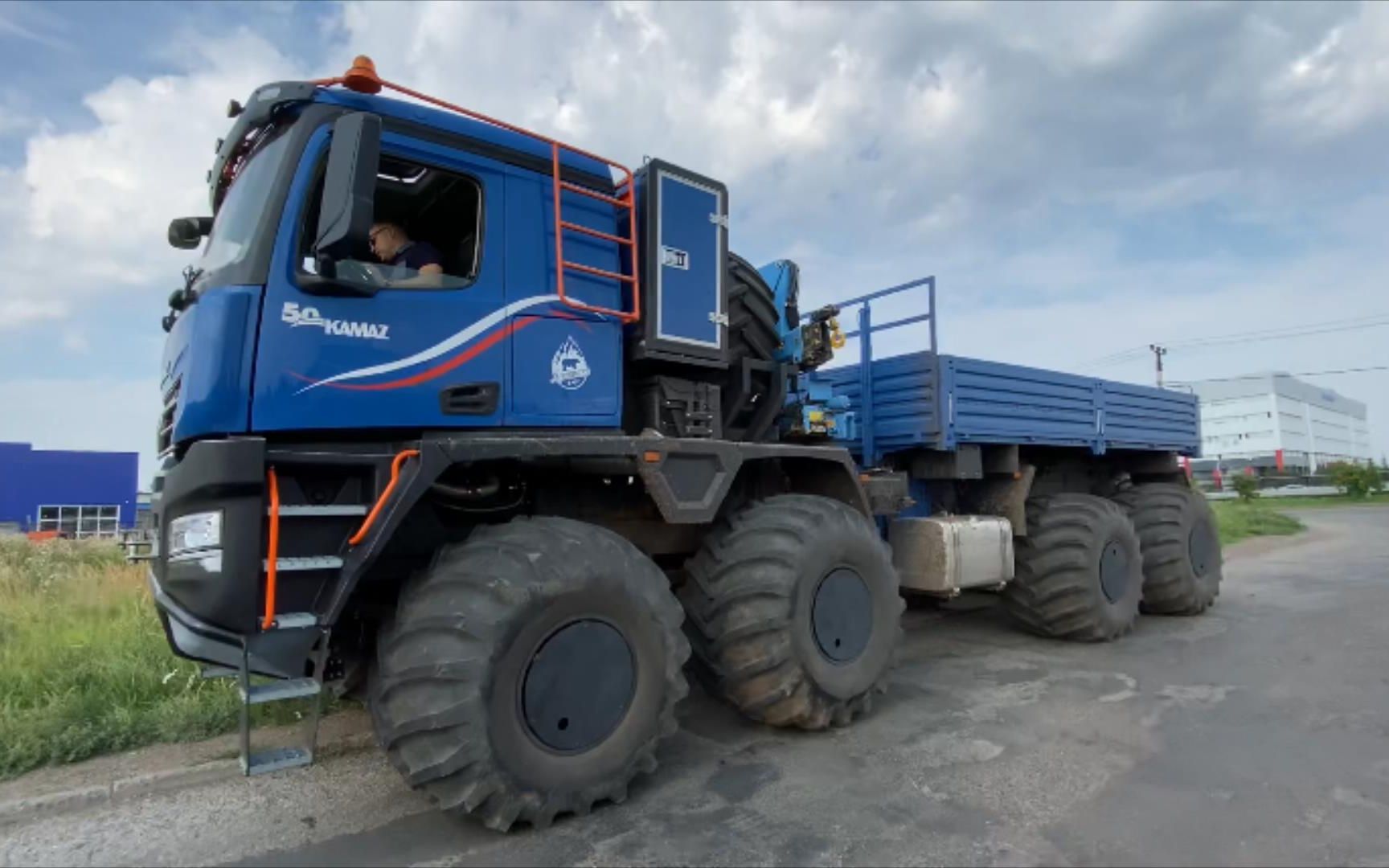 КамАЗ-АРКТИКА-8на8 卡玛斯汽车
