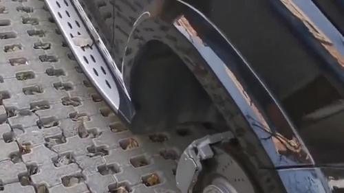 讲究人啊,偷我四个轮毂就算了,活塞卡钳你也给安排走了气的我血压直升