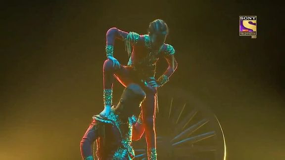 #演出现场视频 #综艺 #舞台表演 #music #舞者 #欧美歌曲