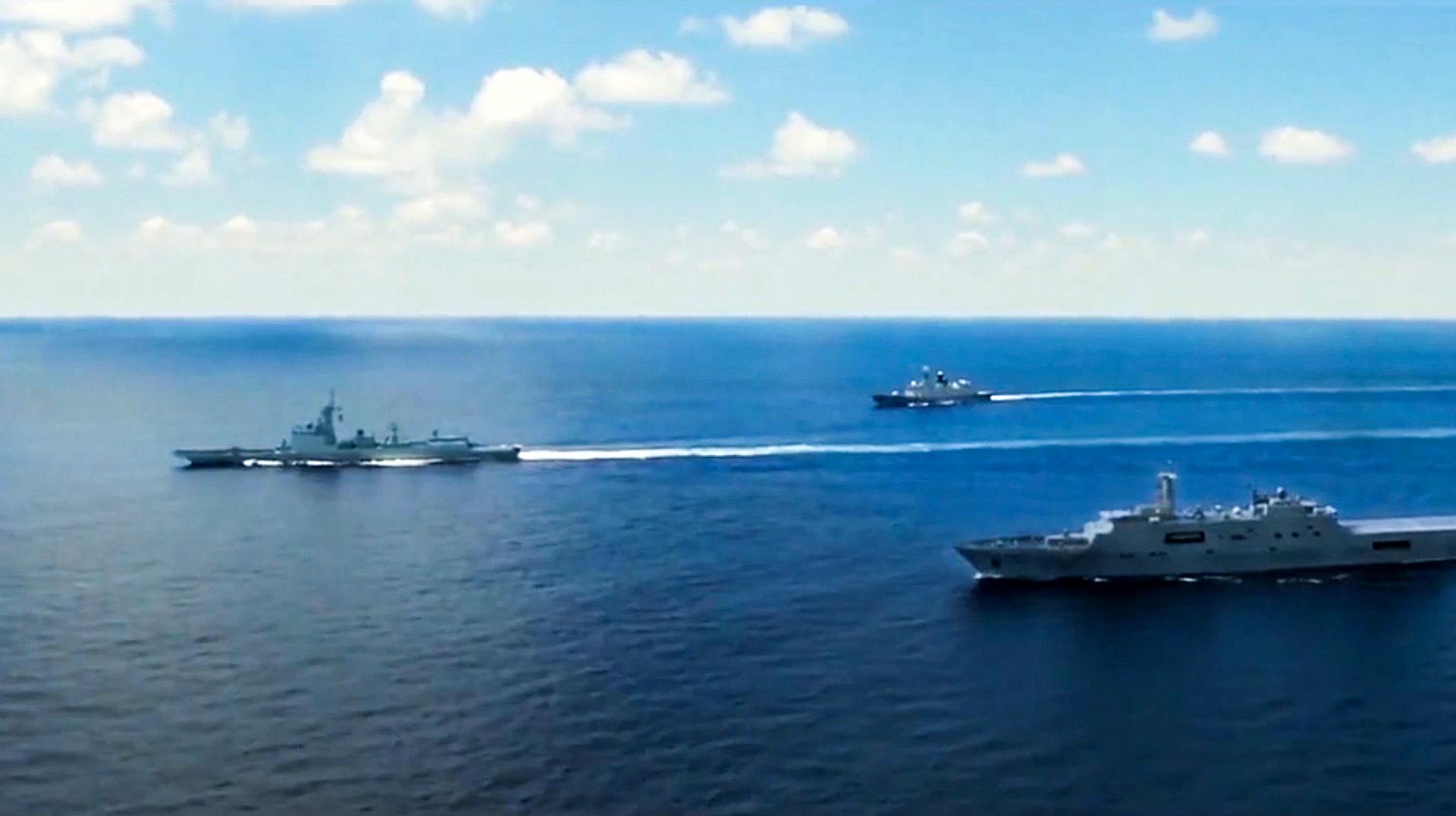 中国VS国外撤侨:不惧危险勇往直前,有种安全感是背后强大的祖国