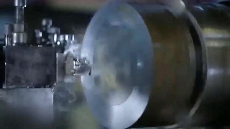 动手帝自制功能强大的弯管机,这手艺不服不行!