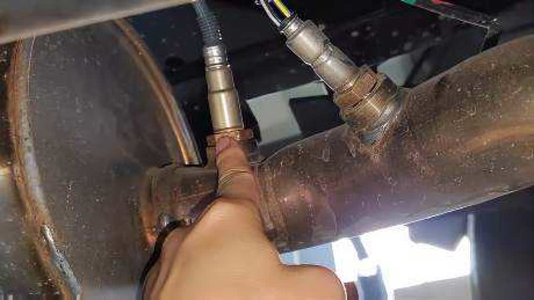 来看看国六的尾气处理有8个传感器都是做什么用的