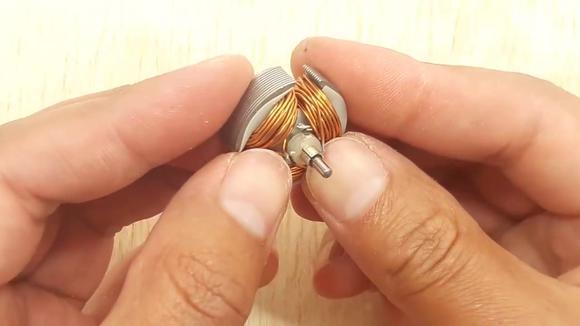 直流电机的线圈怎么缠,其实很简单,让老外教你怎么缠