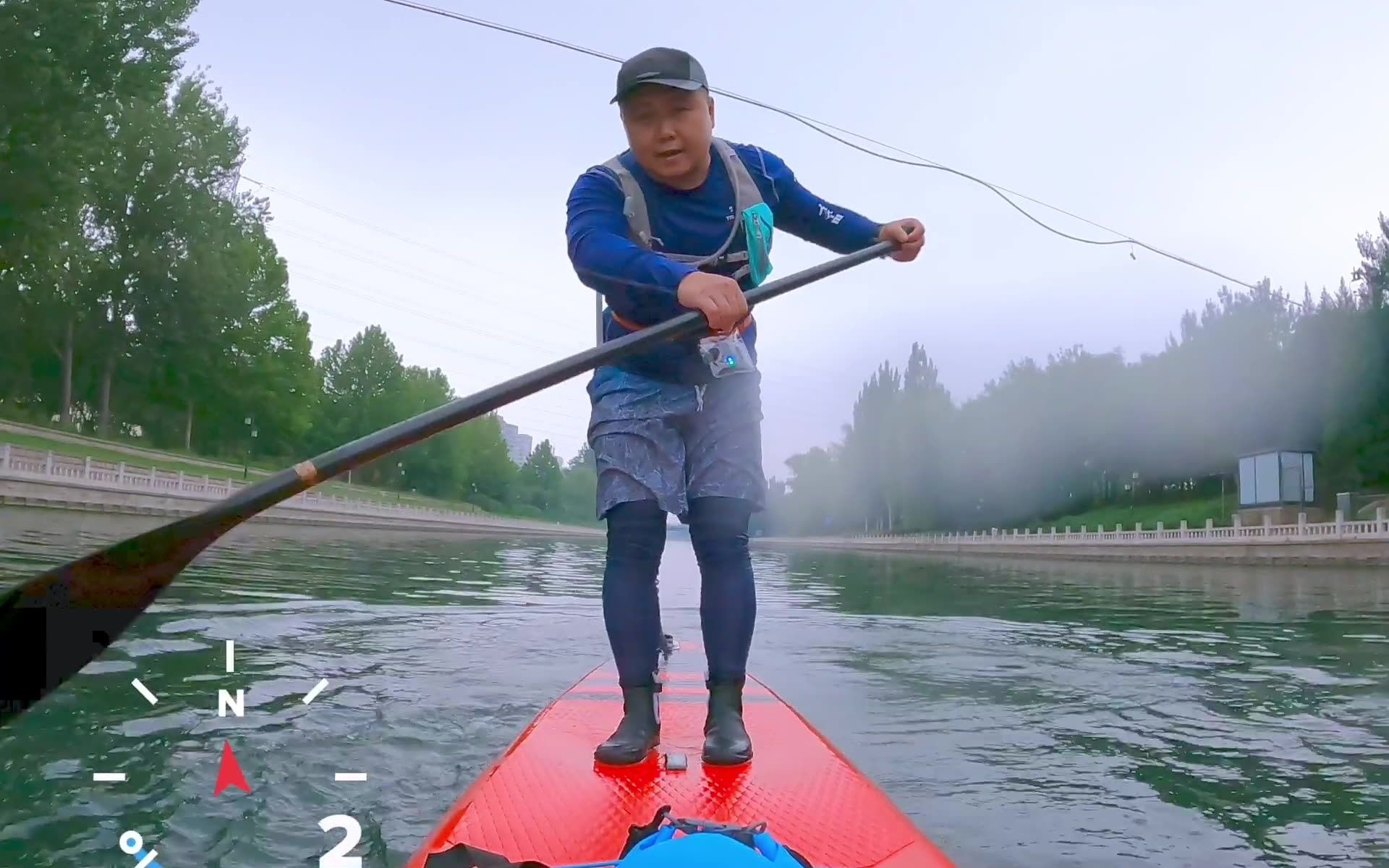 大力讲解示范:桨板绕标技巧-2 拧身外扫小碎桨!