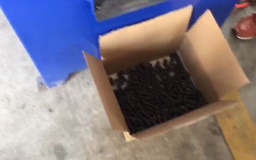 双头去毛刺振动盘倒角机