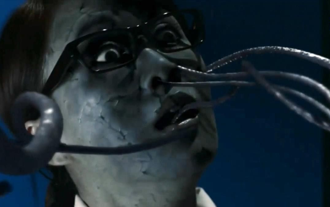 恐怖灵异系列之病毒 ( 一 ) 女子感染离奇病毒其后发狂咬人