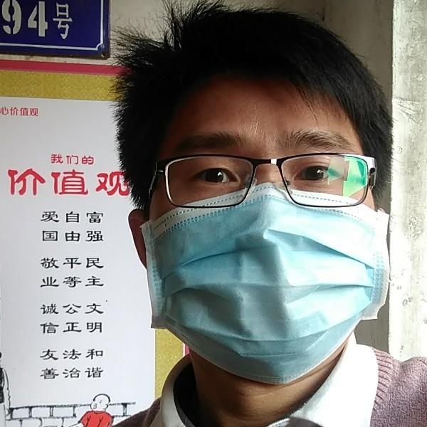 青山绿水花更红 