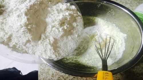 酵母、小苏打和泡打粉,作用有什么不同今天算长见识了