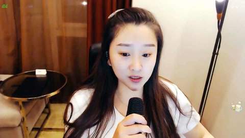 菲儿演唱《像风一样自由》,我像风一样自由,就像你的温柔无法挽留