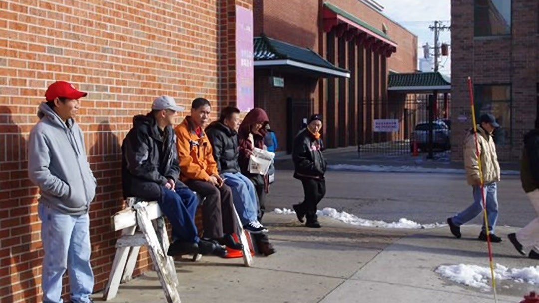 工作在美国的华人,生活真有比在中国好吗?答案很残酷