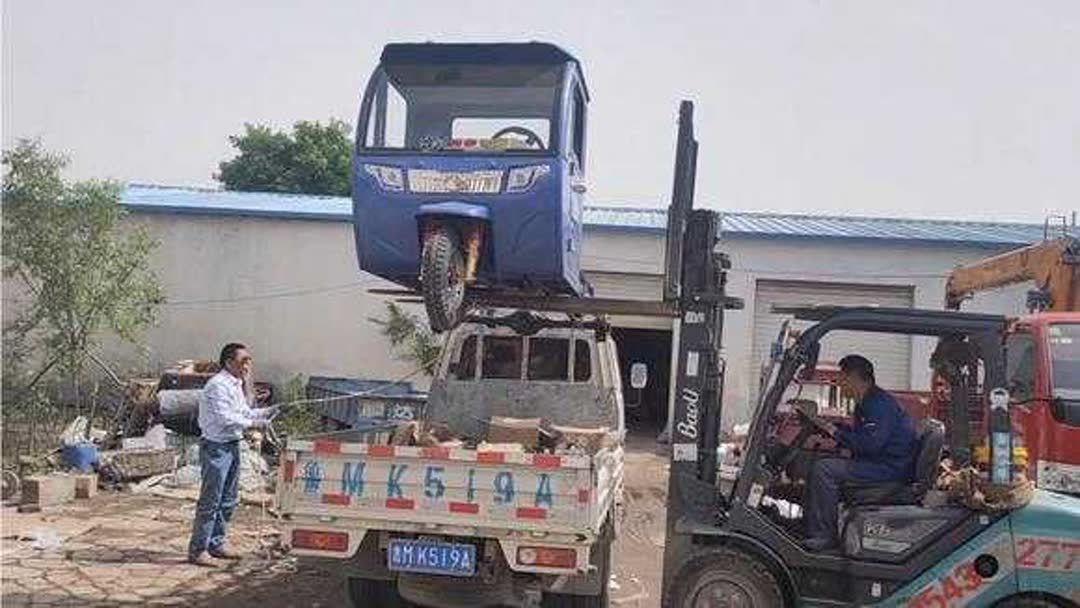 滨州强哥定制的电动三轮车架子到货下一步开始制造电动大托盘