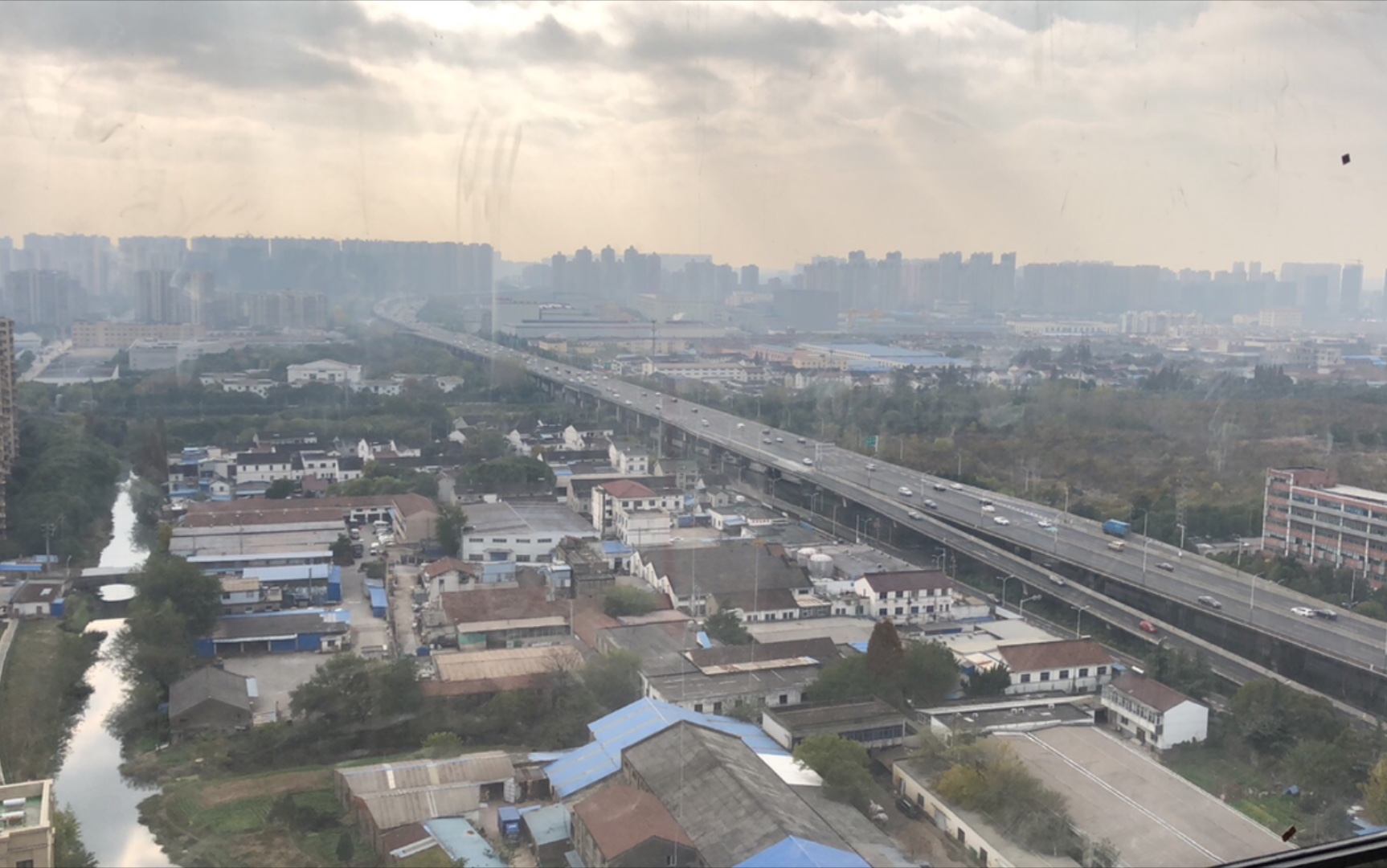 超大阳台无框玻璃装好啦!