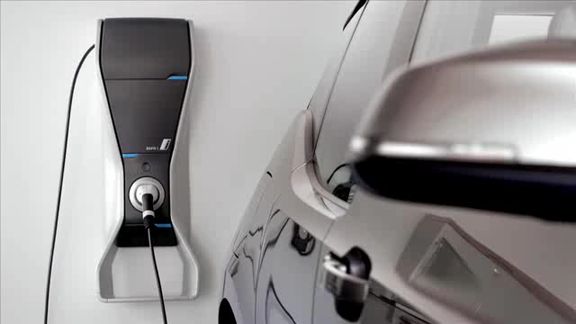 详解宝马电动汽车高压防护作业