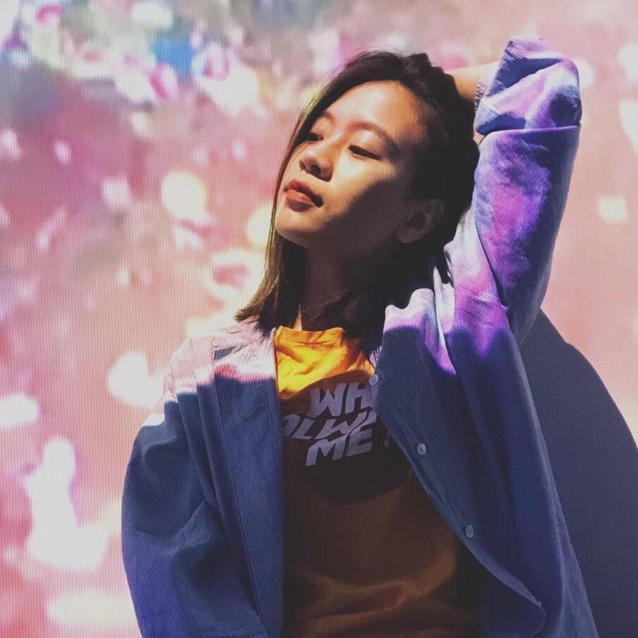 长颈鹿噜噜噜噜噜 