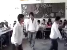 龙湖学校七一班“珍惜时间”主题班会