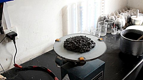 耐火浇注料试块制作,耐火浇注料振动台测试