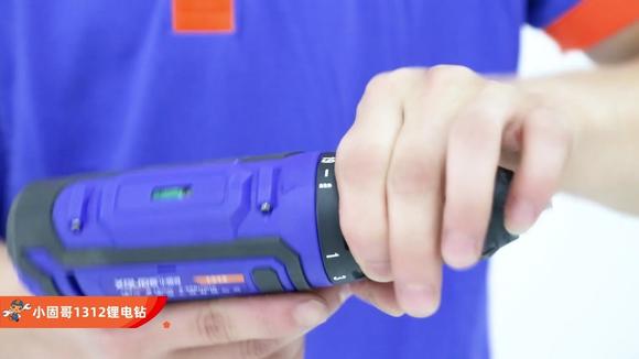 如何使用锂电钻钻孔、拧螺丝