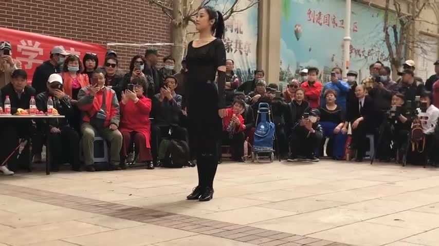 小王子果果和不不完整版舞蹈,喜欢的赶快收藏起来吧!跳的太美啦