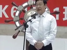 1101 何董事长出席科创学院2007级毕业生向母校赠礼仪式