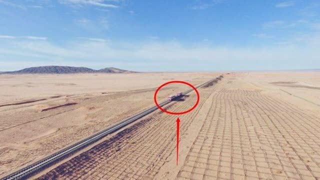 超震撼!中国再创治沙奇迹,沙漠变绿洲全靠治沙神兽,引多国关注