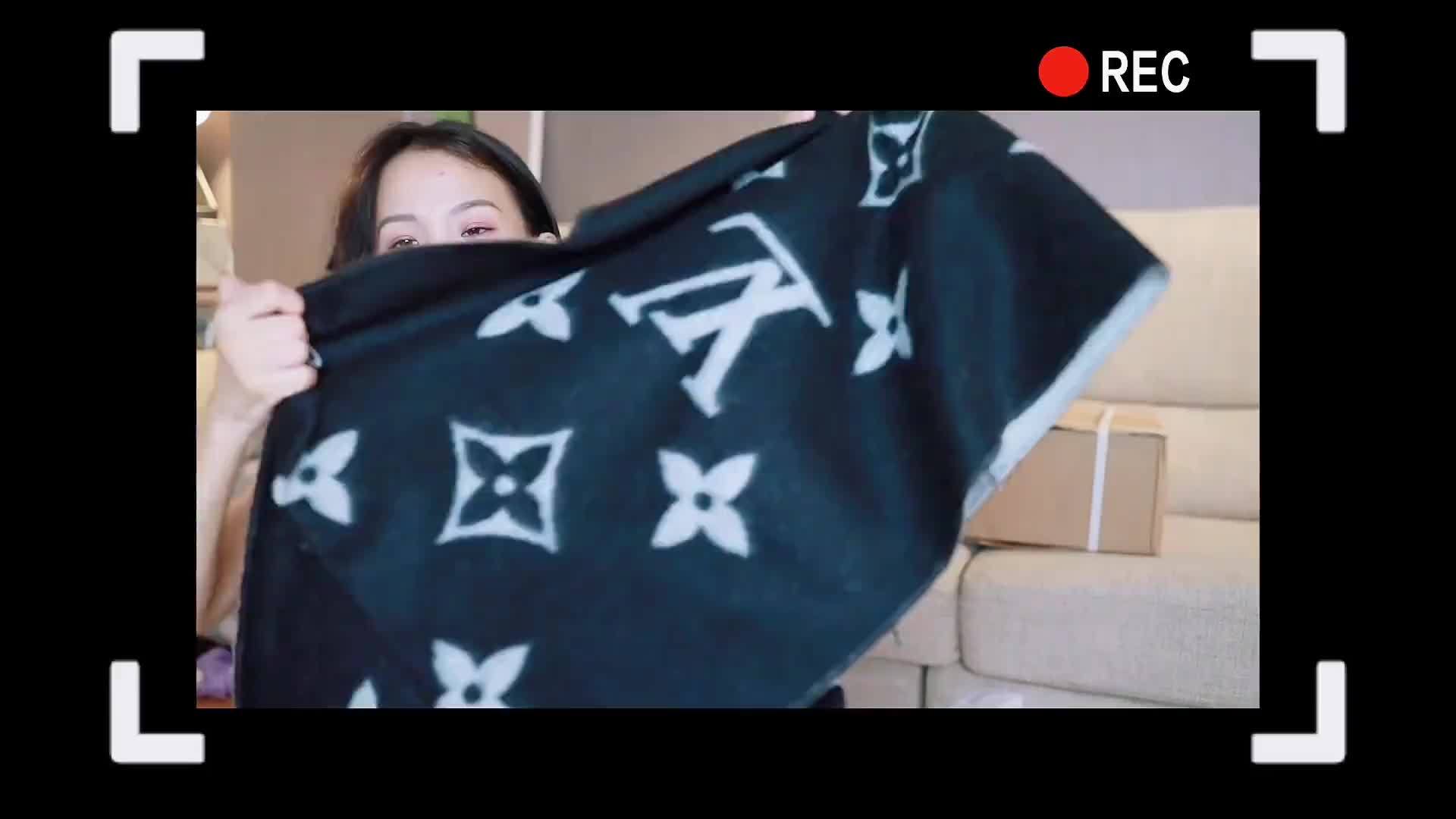 生日开箱都是你们的时尚百万新星计划开箱