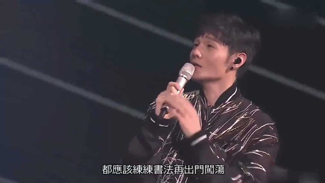 超好听的一首歌,被很多人模仿翻唱,好听哭!