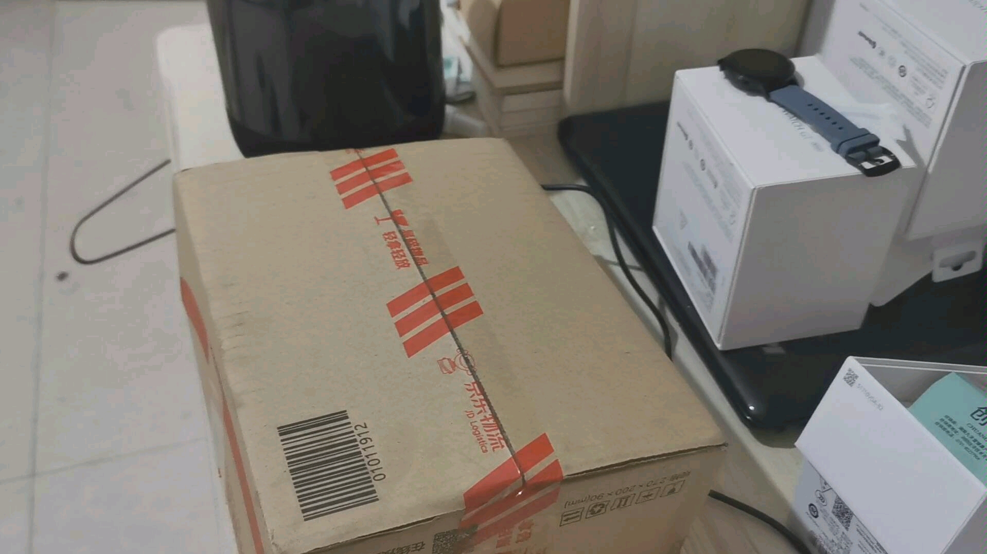 个人开箱华为VR眼镜,惊喜的无法自抑