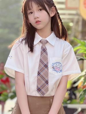 #ai绘画 #一秒变身二次元 我的天,这也太像了,这么牛的么?