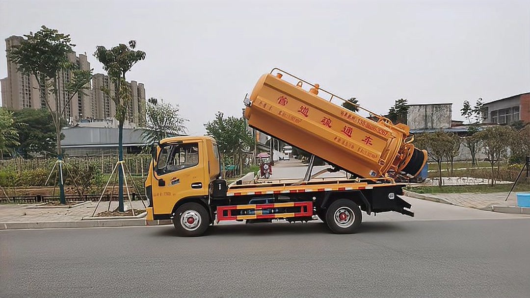 10吨下水道疏通车 可疏通小区城市大小排水管网