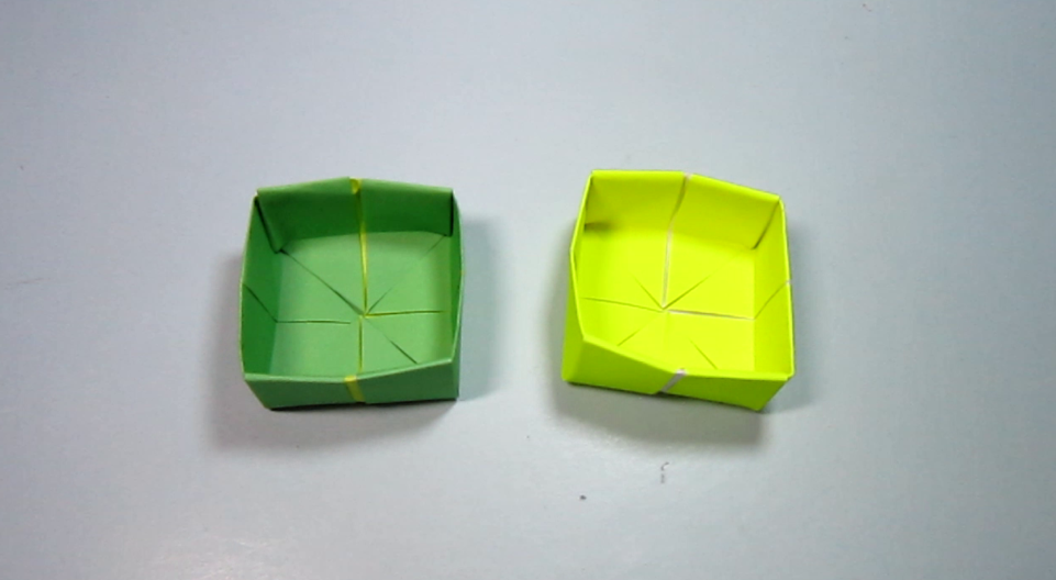 手工折纸:漂亮收纳盒子的简单折法教程