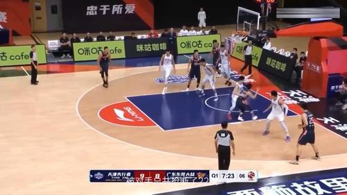 7分钟出现5次失误!杜锋捂着脸不敢看,广东小将赵锦洋离队倒计时