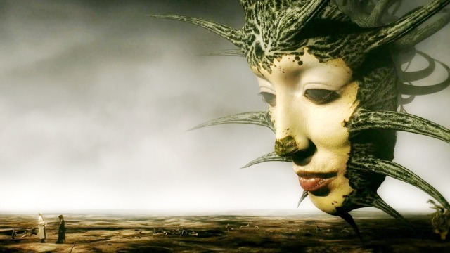 女孩意外进入异世界,被怪异生物追击,差点丢了小命