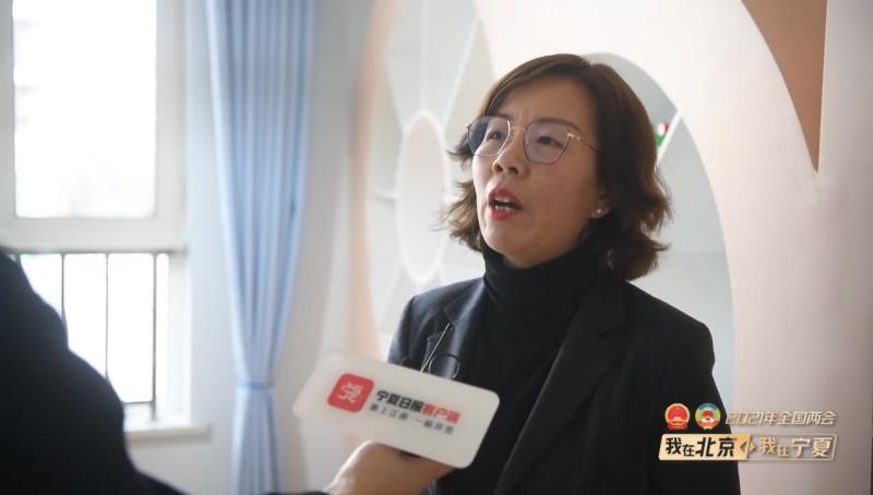 【#两会# 马恒燕代表:在编和非在编教师需实行同工同酬】提及学前...