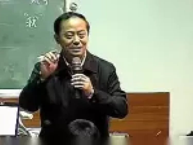 ...《草原》第一节_全国青年教师阅读教学观摩活动优质课实录视频_标清